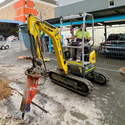 Wet hire in Adelaide | Maxi Equipment Hire | South Australia