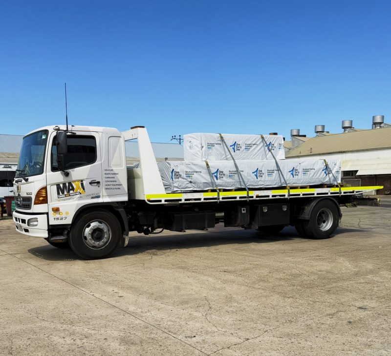 Tow Truck Adelaide | Maxi Equipment Hire | South Australia